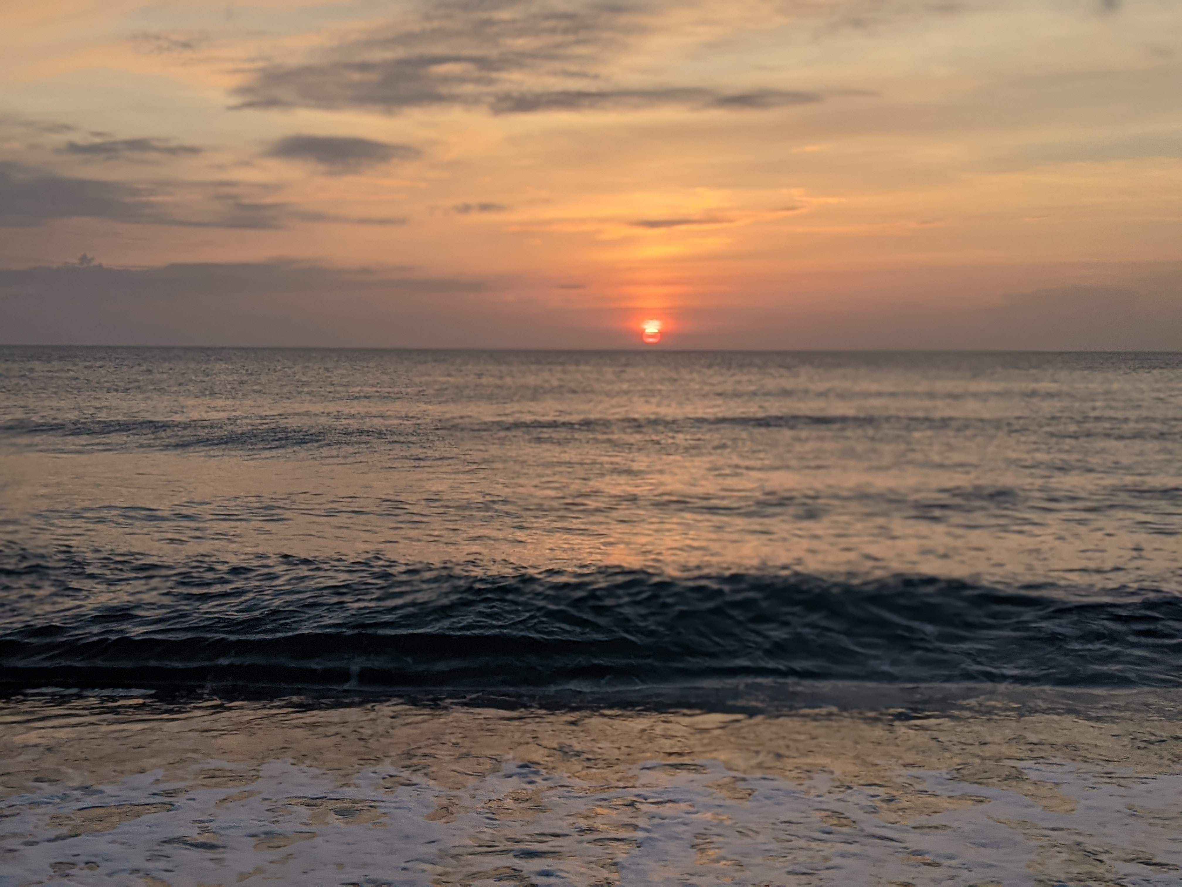 Poem: Moon’s Grudge – Words and Coffee Writing